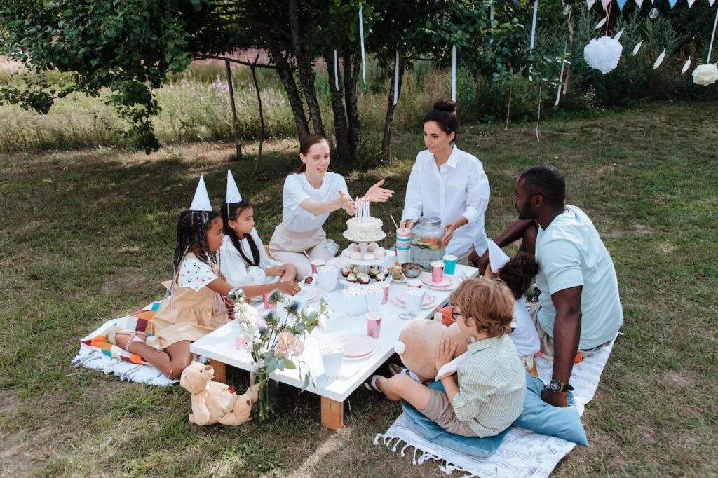 13 Backyard Sweet 16 Party Ideas At Home - TheHappyTrunk